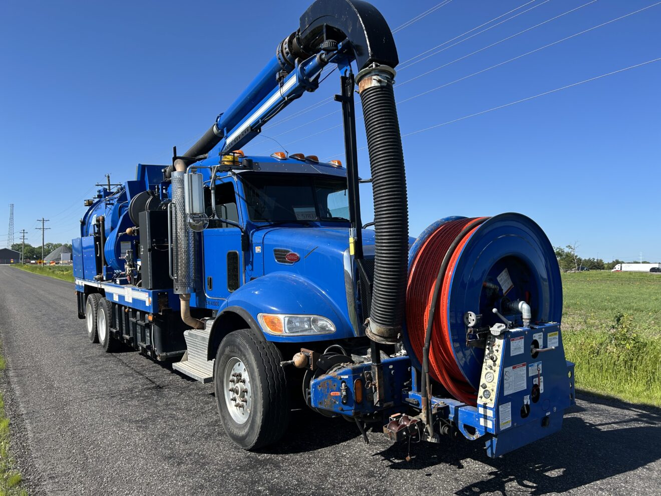 2013 Vac-Con V311E - EJ Equipment Company