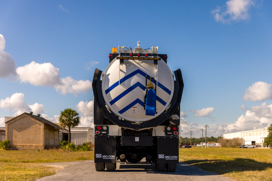 Vac·Con Mudslinger™ MXT Truck - EJ Equipment Company