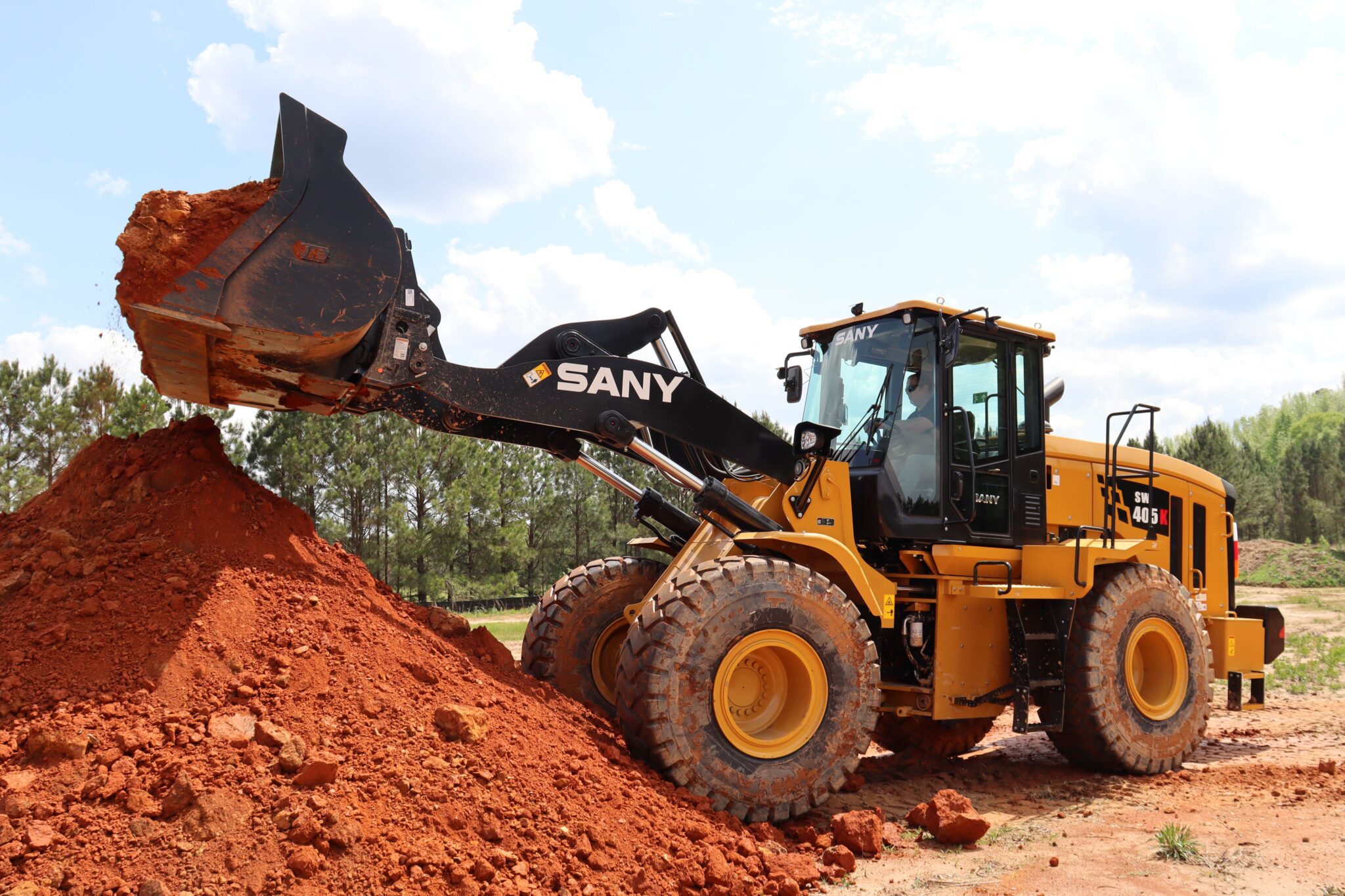 Midwest Public Works Vehicles and Service | EJ Equipment